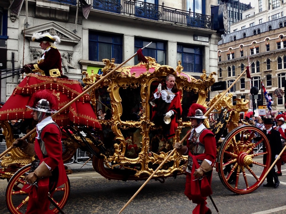 The London Lord Mayor's Show: A Traditional British Spectacle | Guide ...