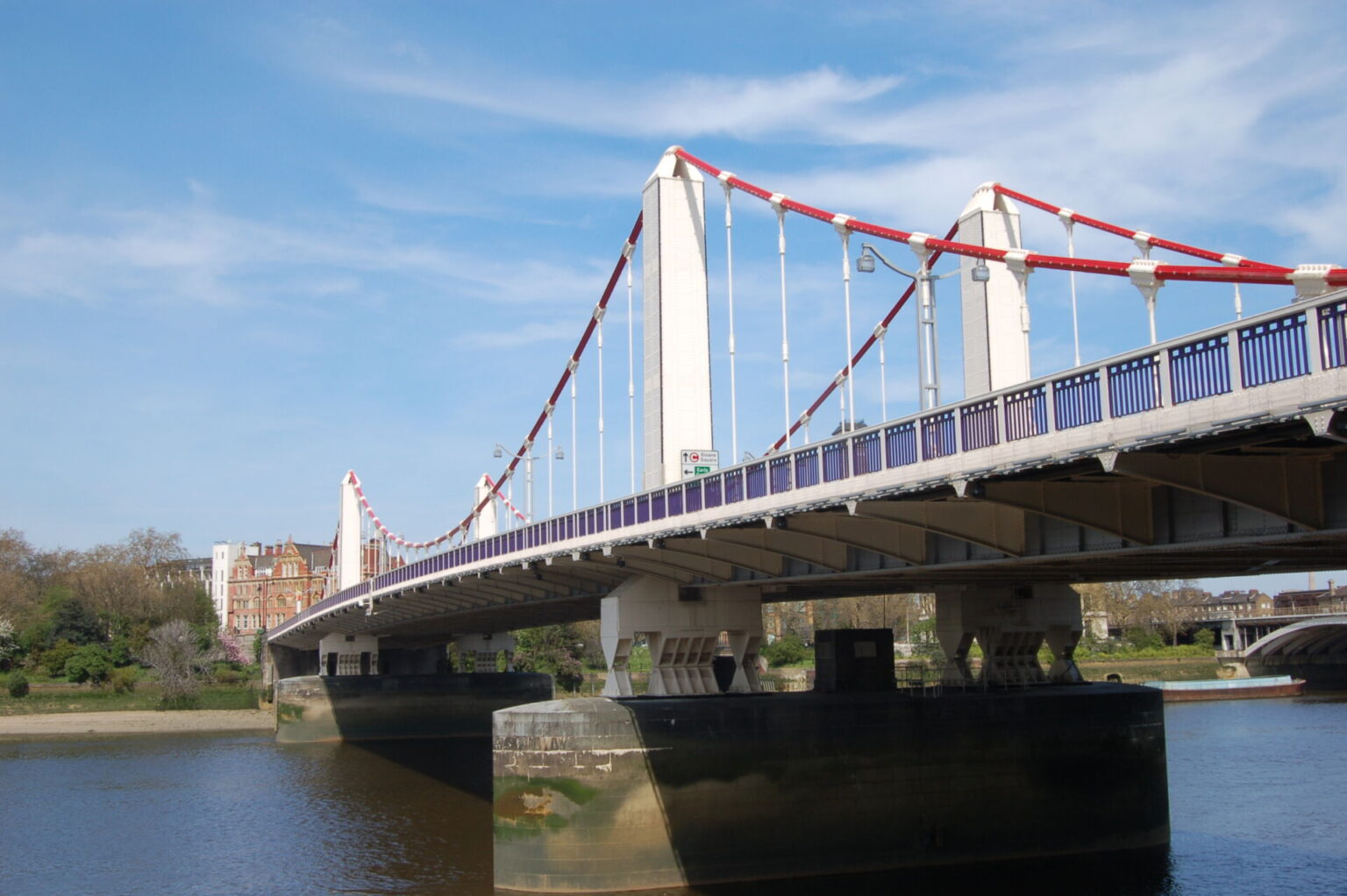 Major Bridges Over The River Thames in London | Guide London