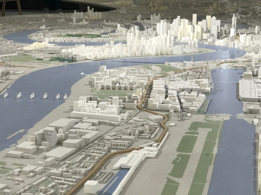 See 3 City of London Models at The London Centre | Guide London